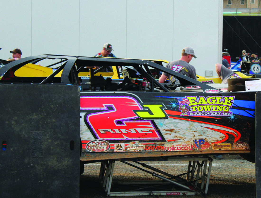 AUTO RACING ROUNDUP: Clinton County Motor Speedway hosting special show ...